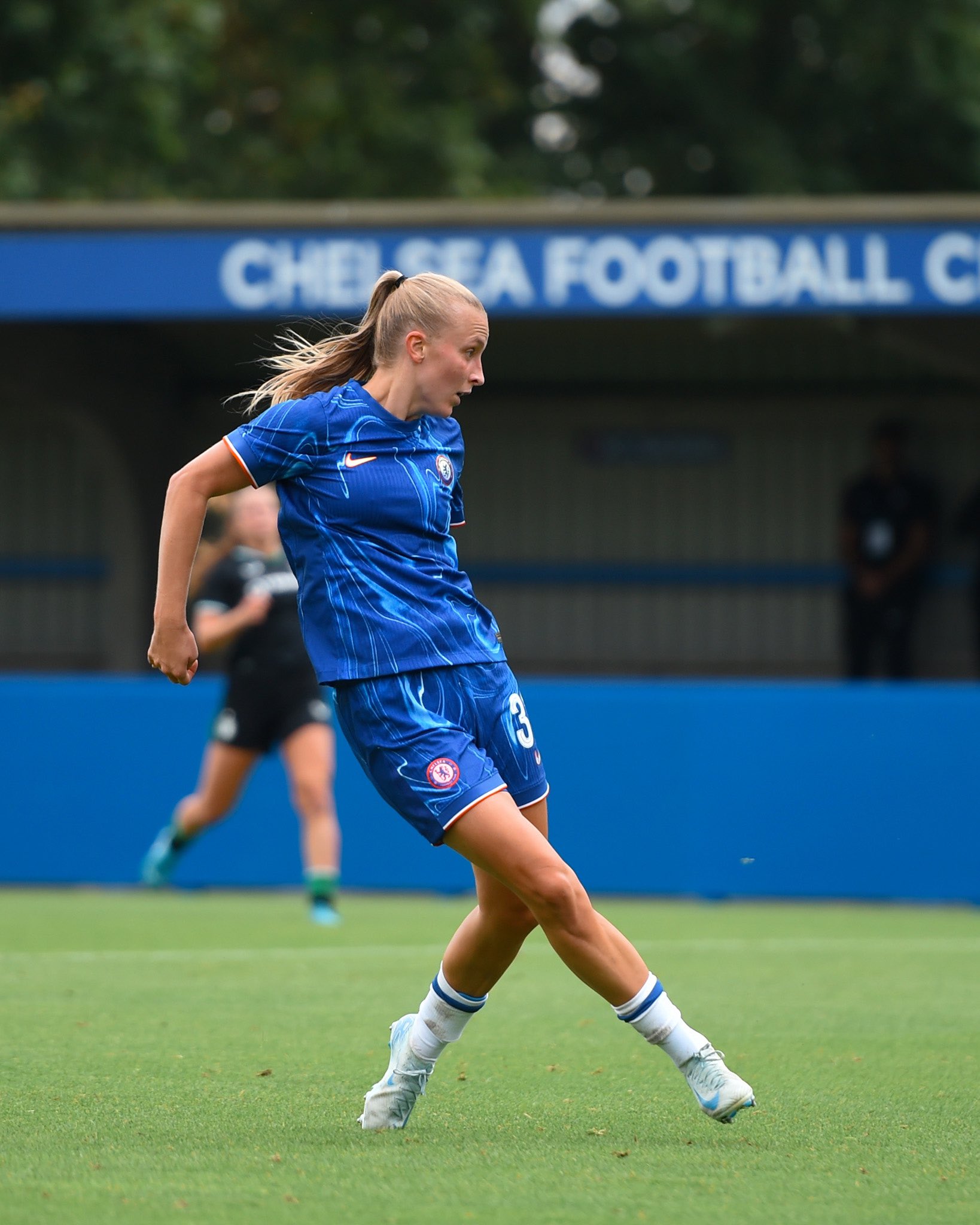Beever-Jones’ Hat-Trick Shines in Chelsea’s Dominant 9-0 Victory