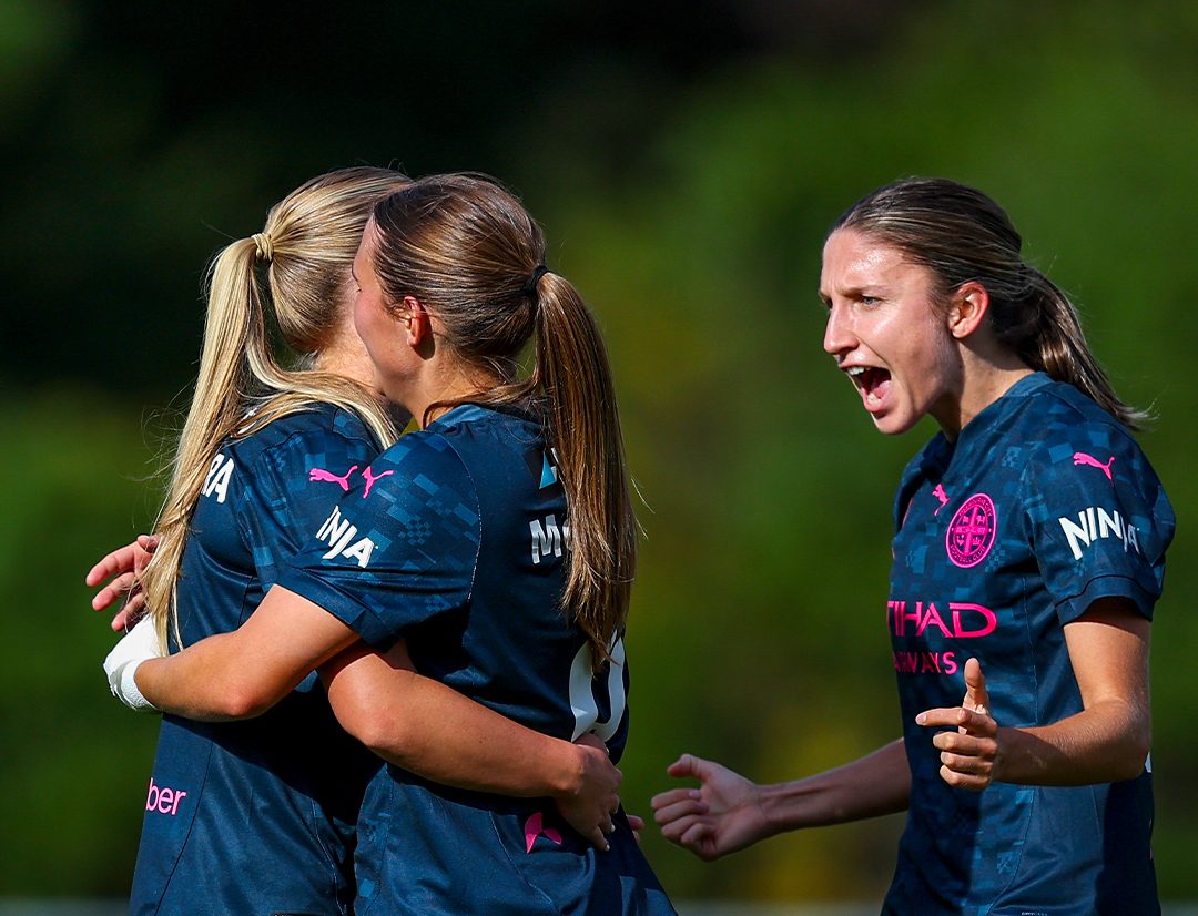 Holly Mac keeps City on Track